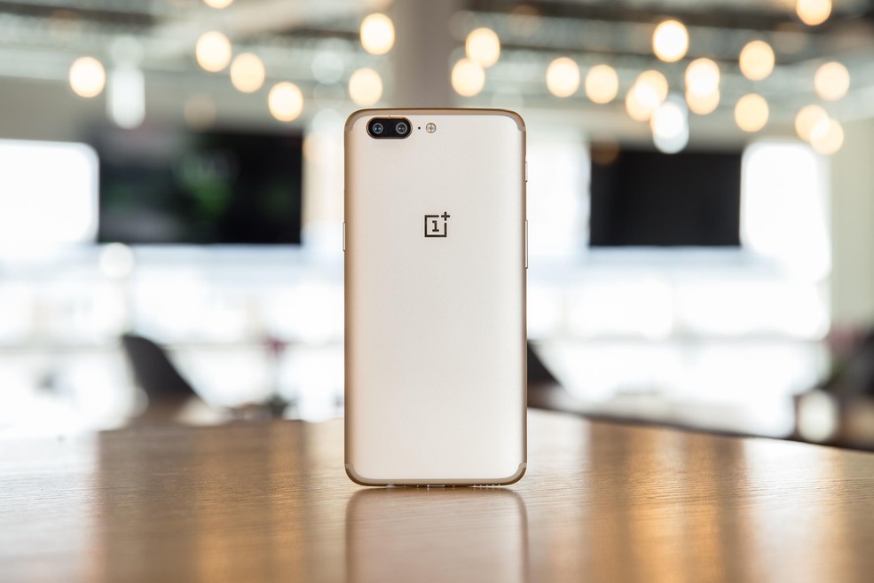 استعد لإقتناء One Plus 5 بلون جديد مميز | الرجل